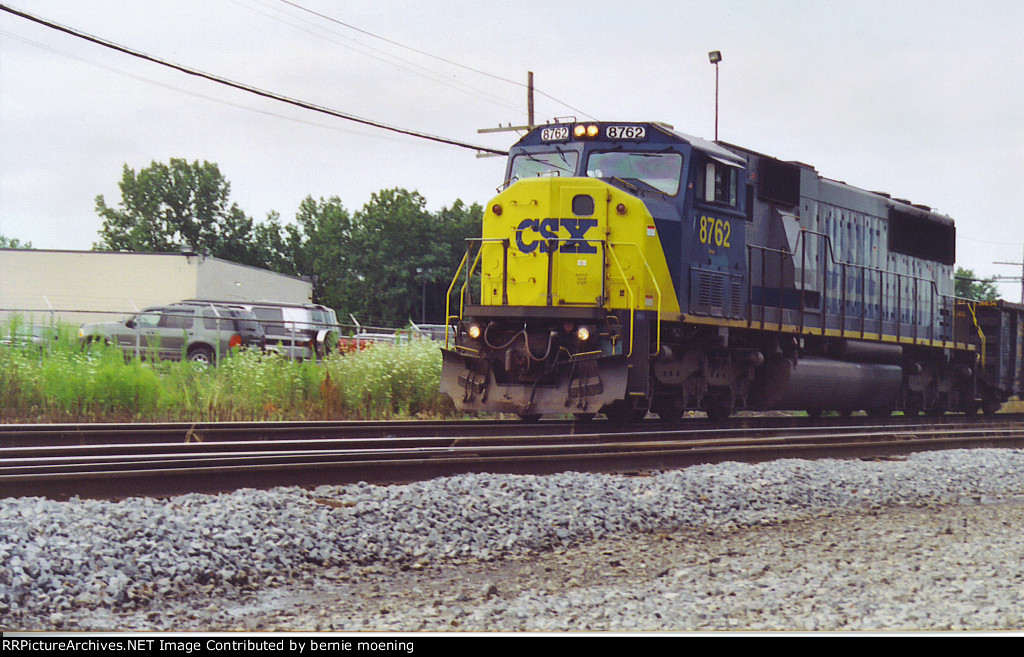 CSX 8762